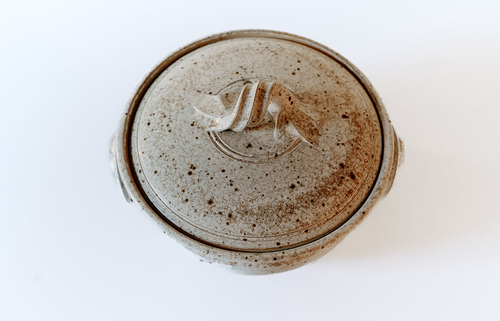 Gary Hambleton Iron Spot Casserole – Happs Wines & Commonage Pottery